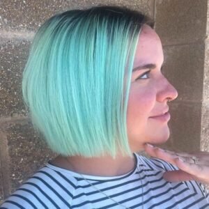 50 Beautiful Blunt Haircut Ideas for Women in 2022 (with Pictures)